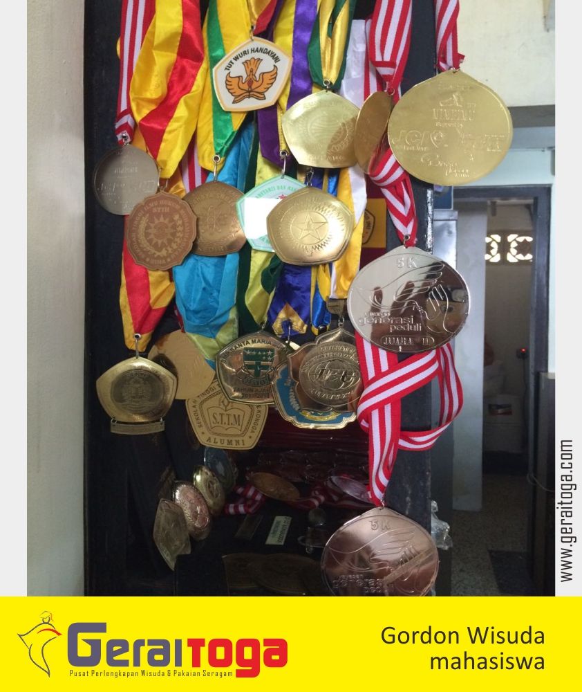 Gordon Wisuda Mahasiswa | Gerai Toga – Produksi Pakaian Wisuda, Toga ...